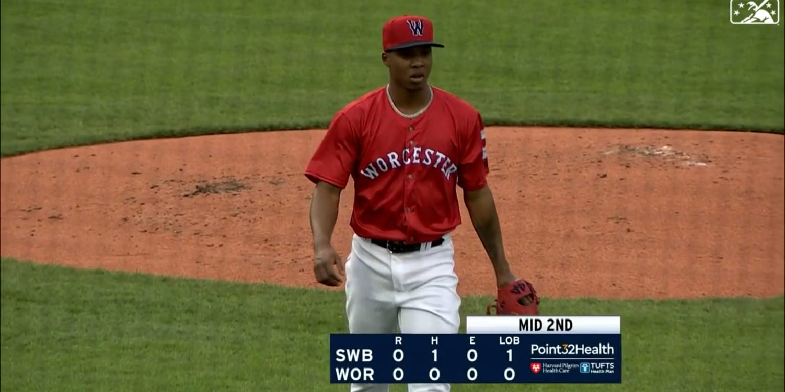 Bello exhibe su calidad en debut de Triple-A
