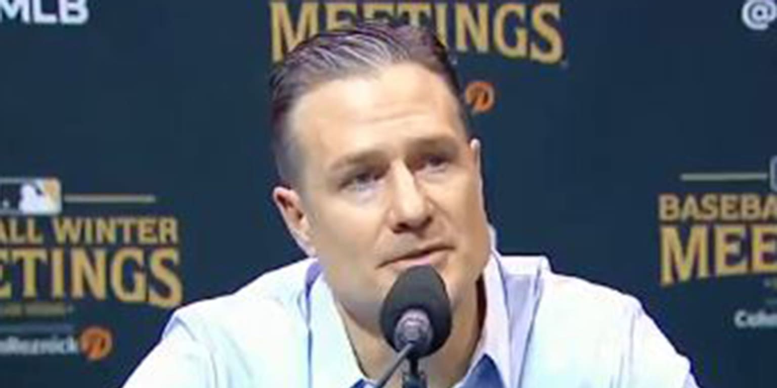 Prospect Nick Senzel's versatility key to Reds