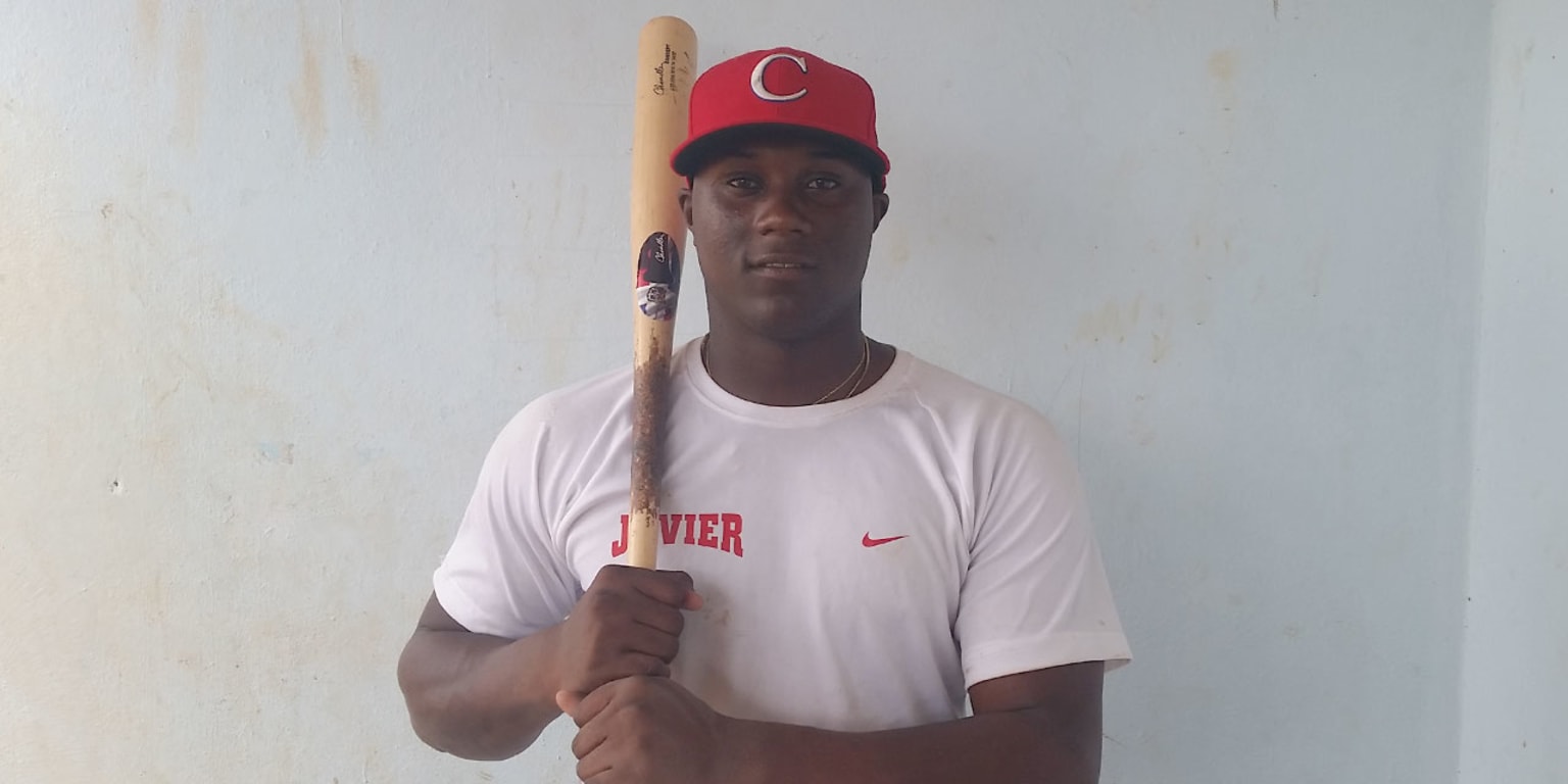 Jorge Ona signs with San Diego Padres