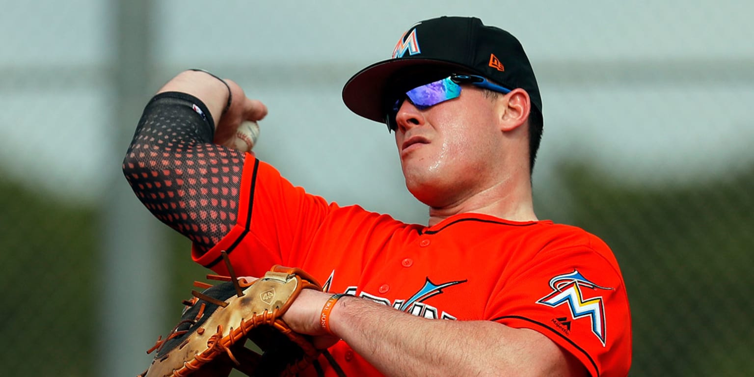 Justin Bour facing increased role with Marlins