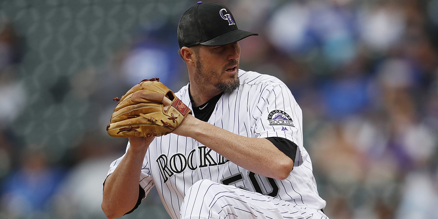 Rockies' Chad Qualls throws bullpen session
