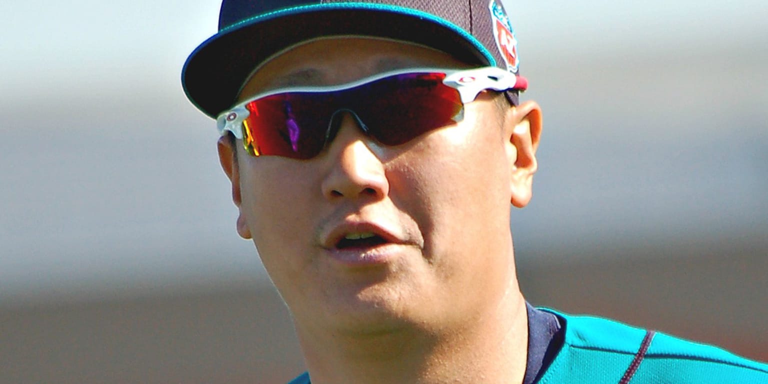 Dae-Ho Lee excited in first Mariners camp