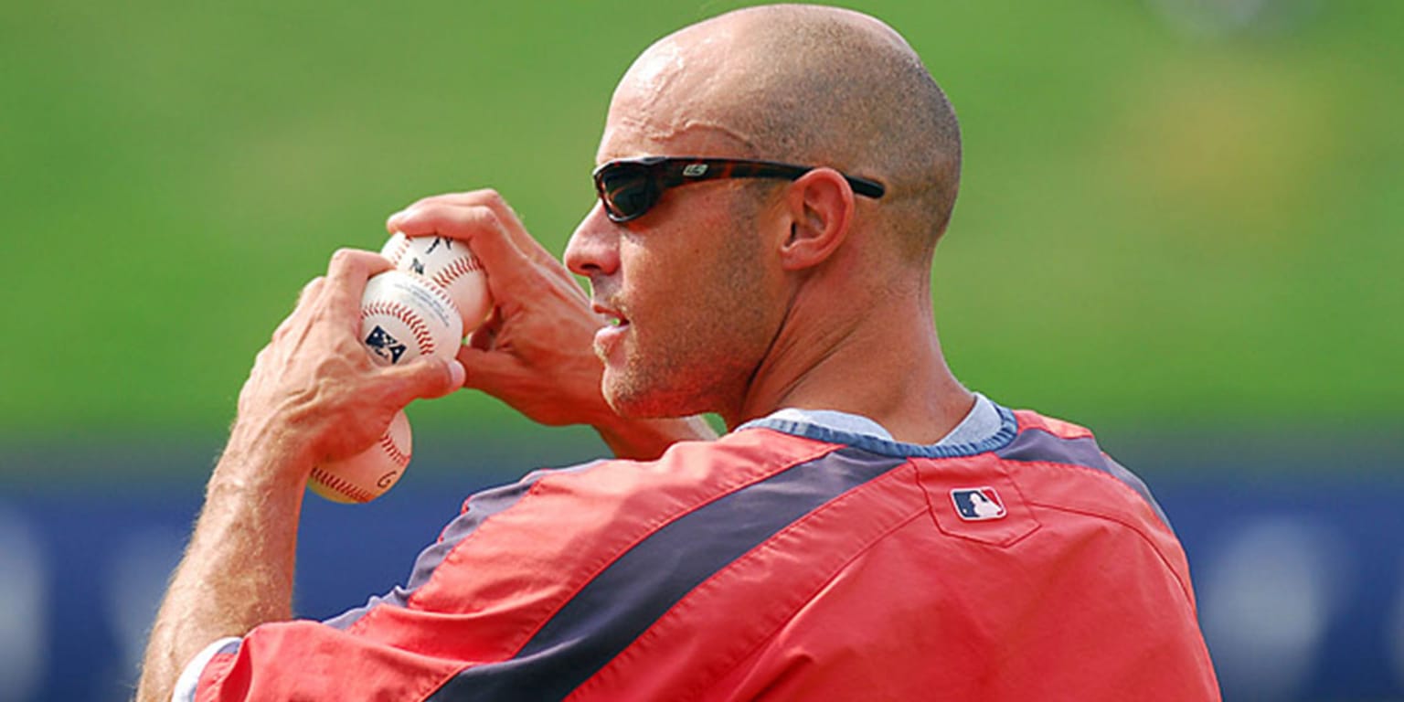 Kapler among three Phillies manager finalists