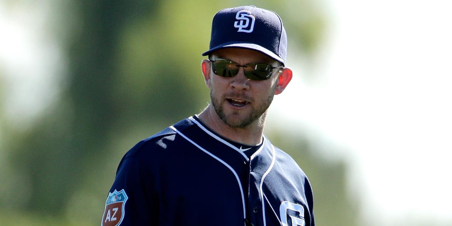 Padres Andy Green gives inspiring first speech