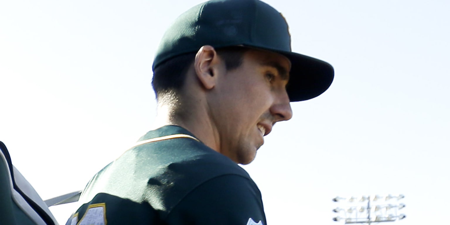 A's recall Matt McBride, option Zach Neal