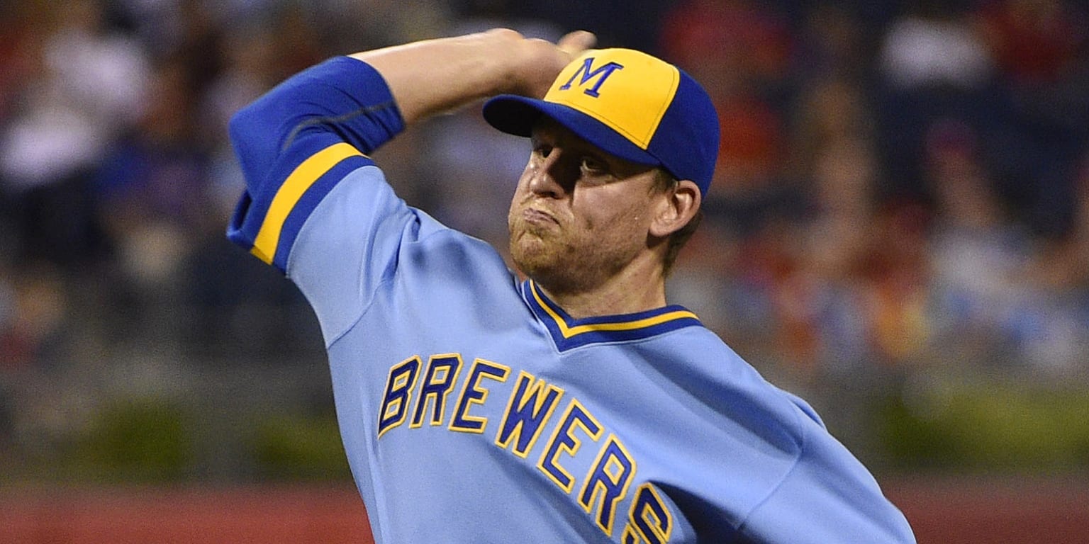 Righty reliever Neil Ramirez claimed by Twins