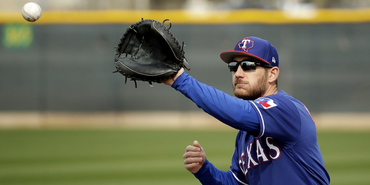 Jeff Mathis to mentor young Rangers