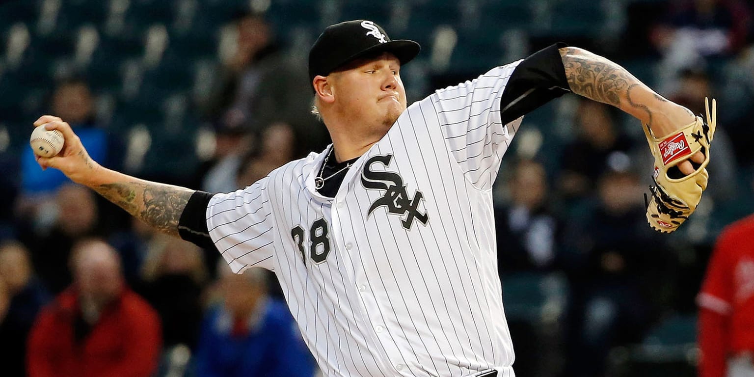 Mat Latos continues early-season dominance
