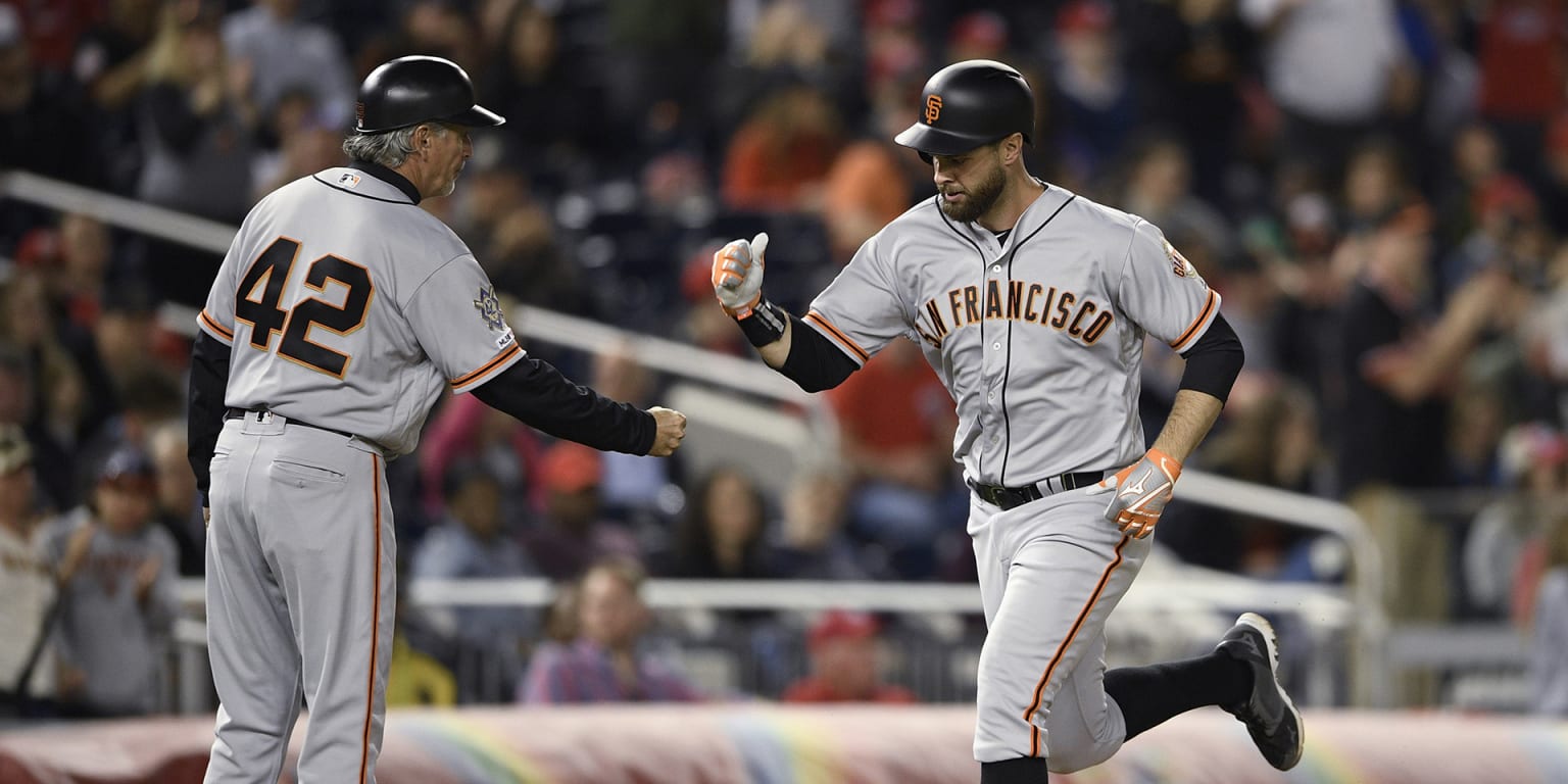 Giants hit 3 home runs, top Nationals