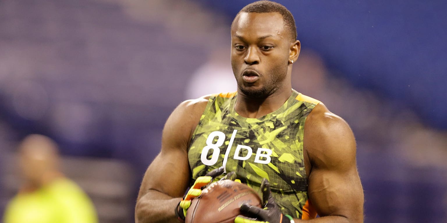 Ex-NFL player Commings chasing MLB dream