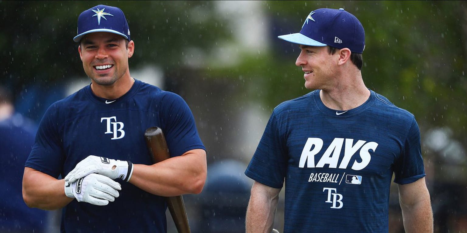 Rays' pitchers, catchers work out despite rain