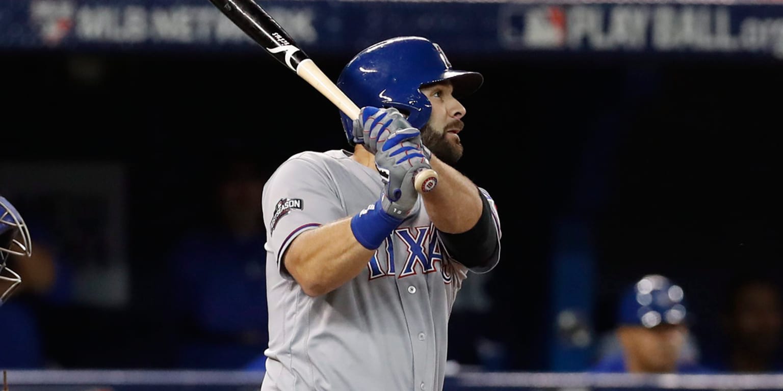 Rangers Mitch Moreland hits RBI double in ALDS