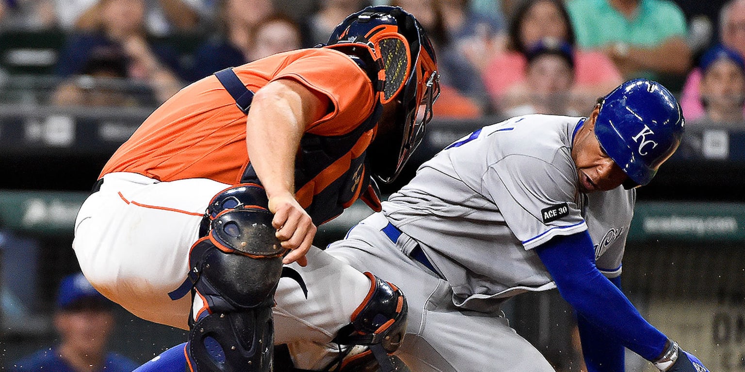 Astros' Evan Gattis commits pair of miscues