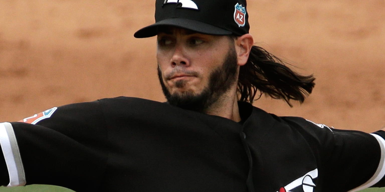 Orioles sign Zach Phillips