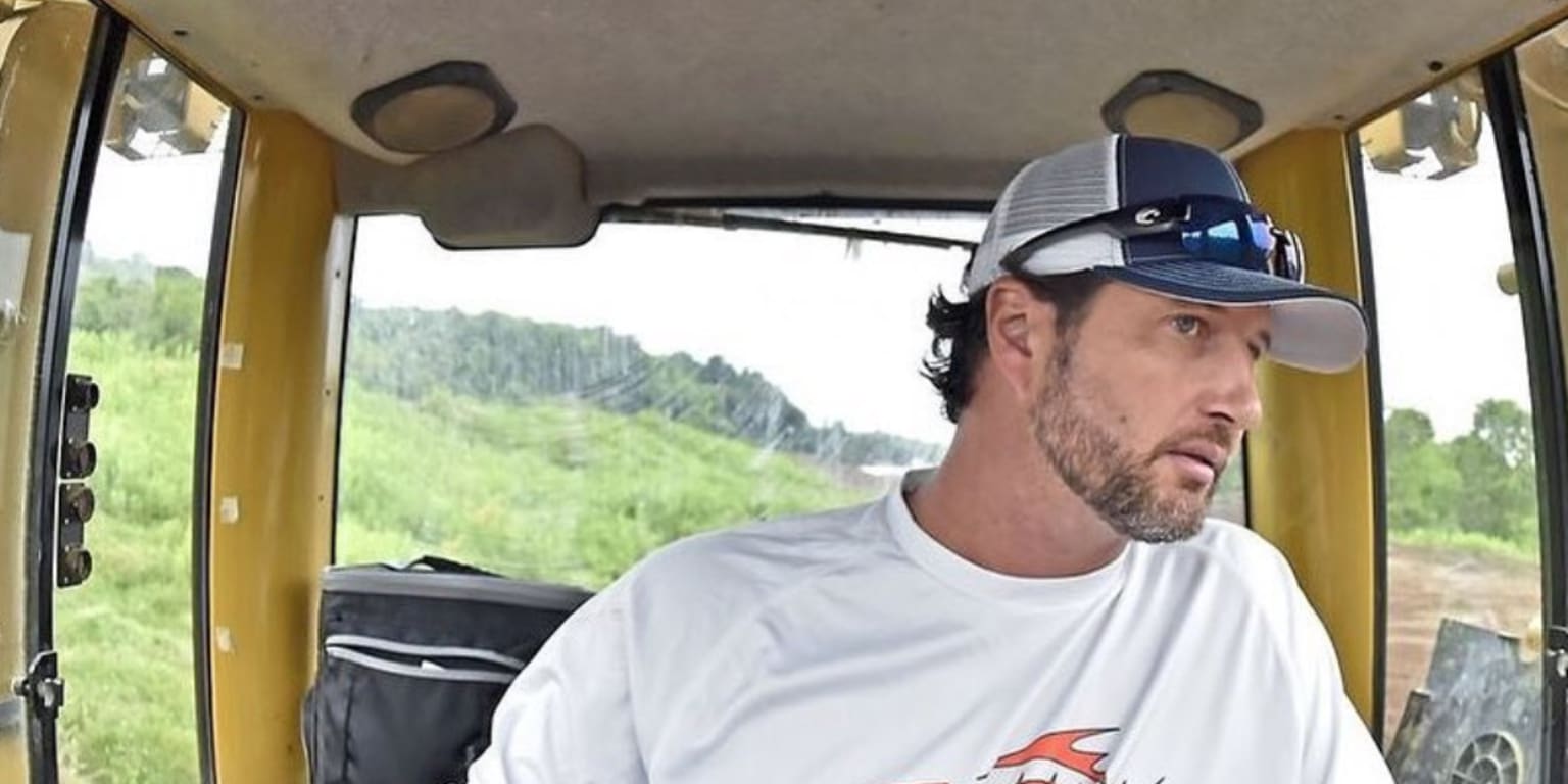Jason Grilli is using bulldozers to help build a baseball complex ...