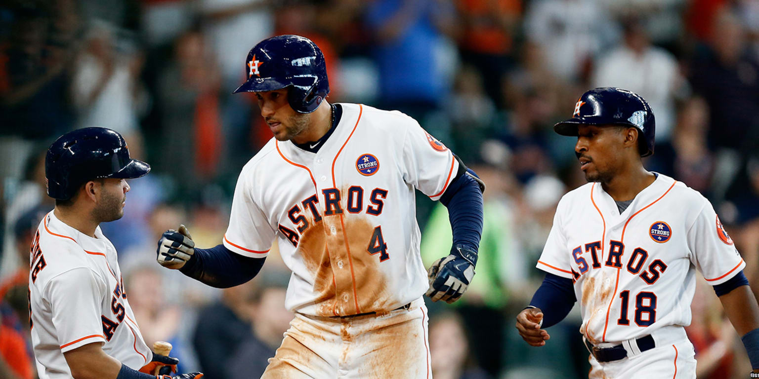 Astros score 12 in winning return to Houston