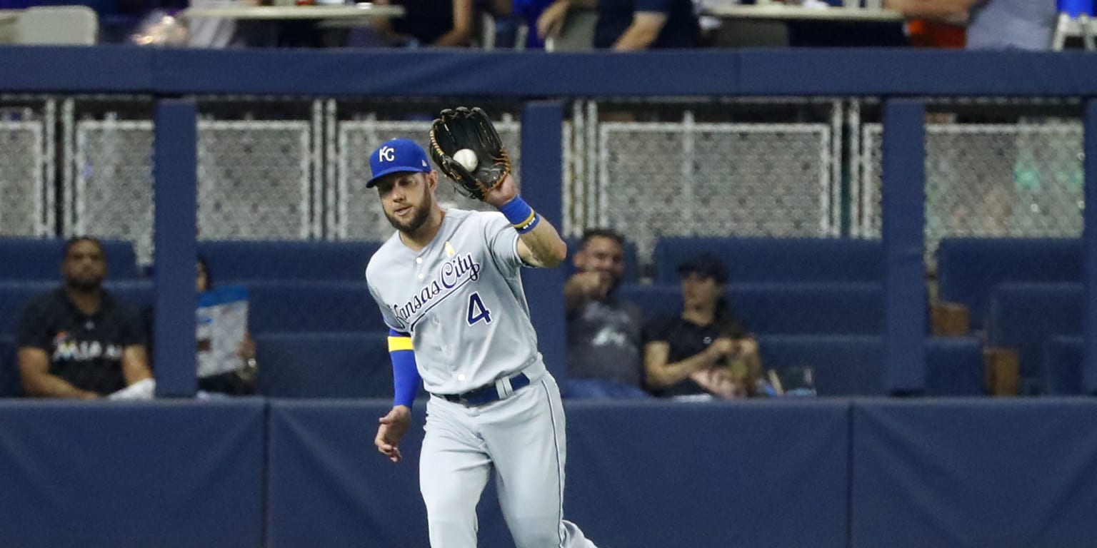 Alex Gordon wins seventh Gold Glove Award