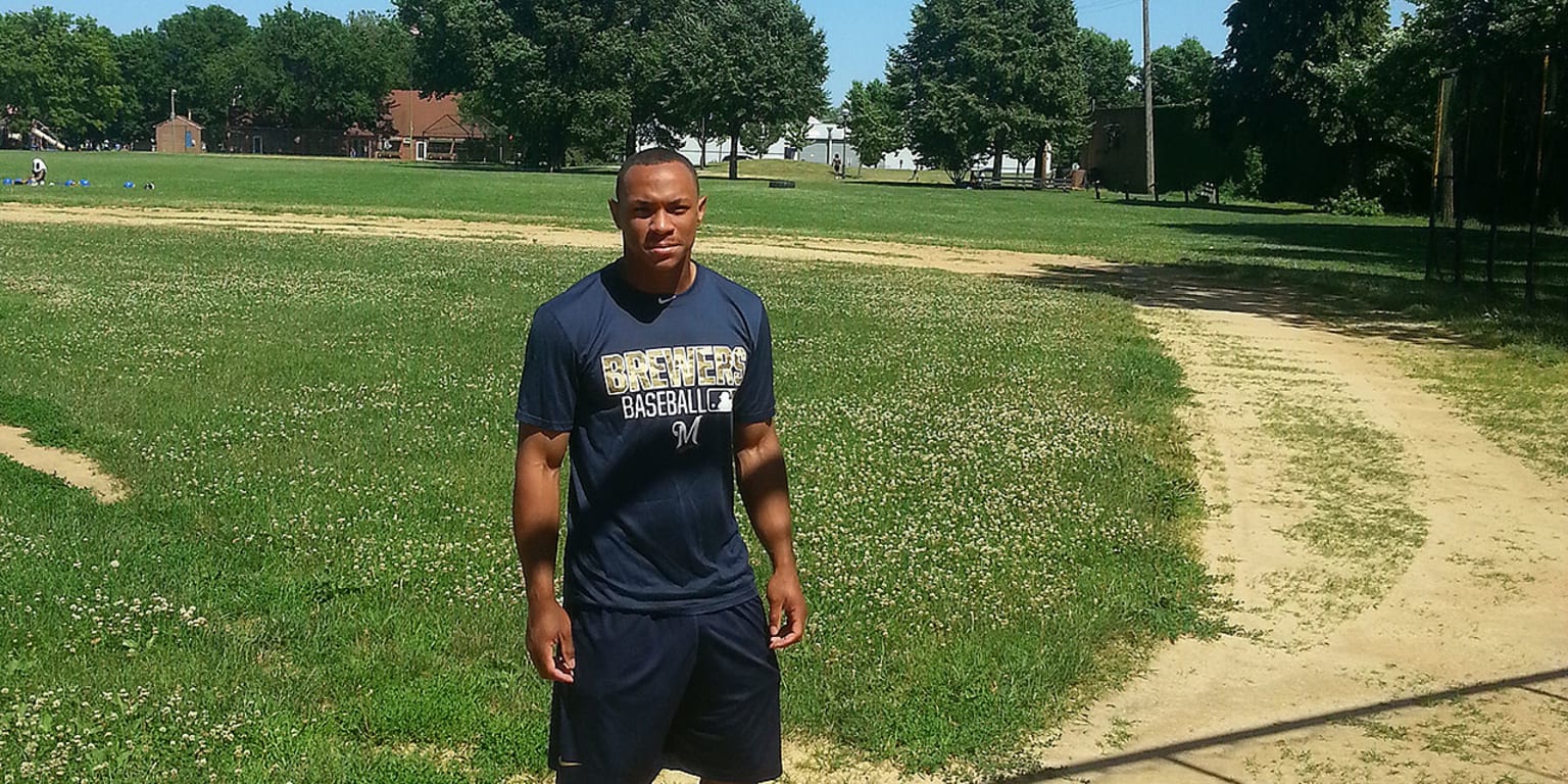 Brewers pick Corey Ray moves on from Chicago