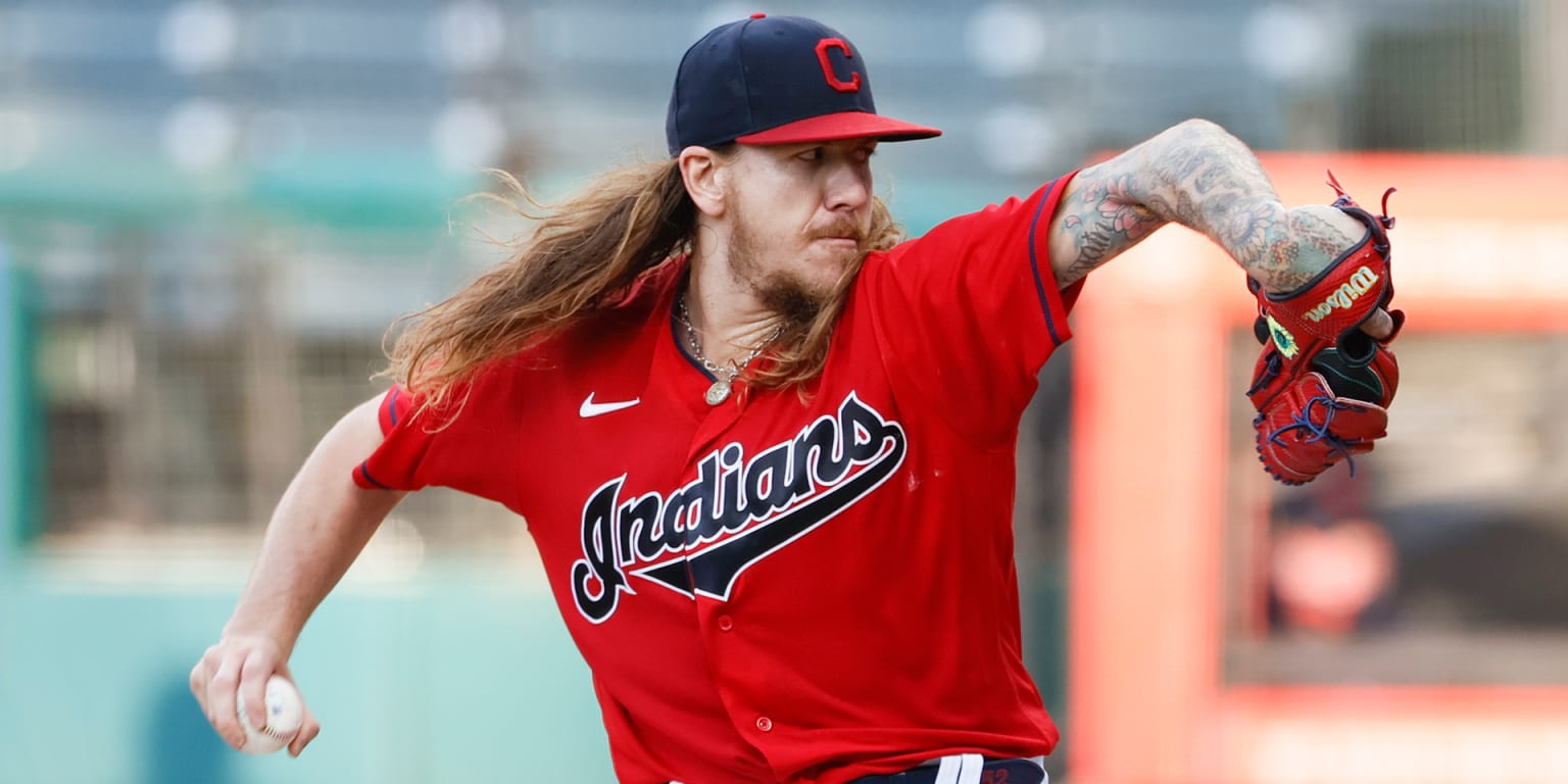 Mike Clevinger bounces back in Indians win