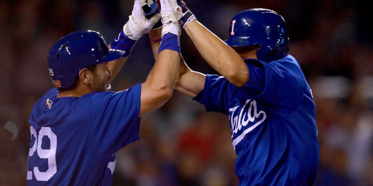 Cubs' Andreoli shines in Classic for Italy