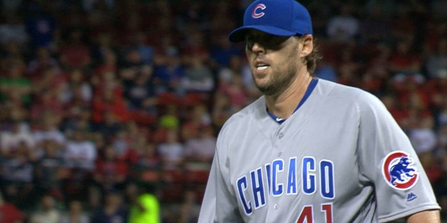John Lackey beats Cardinals in first matchup
