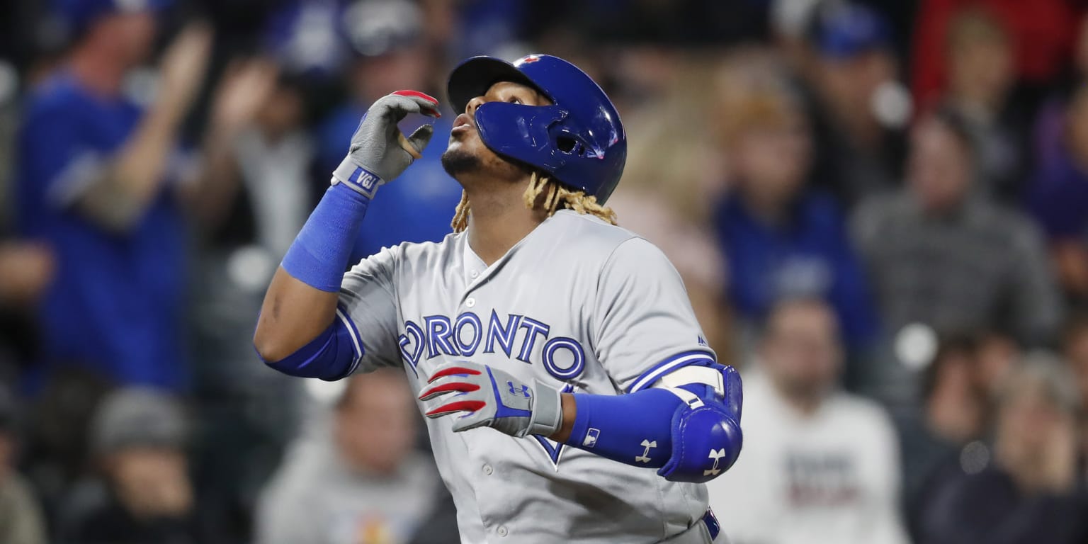 MLB hitters set record for most homers in month