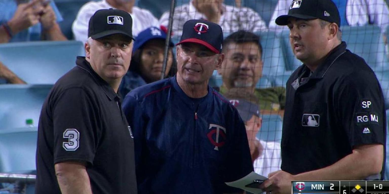 Twins-Dodgers game delayed over double switch