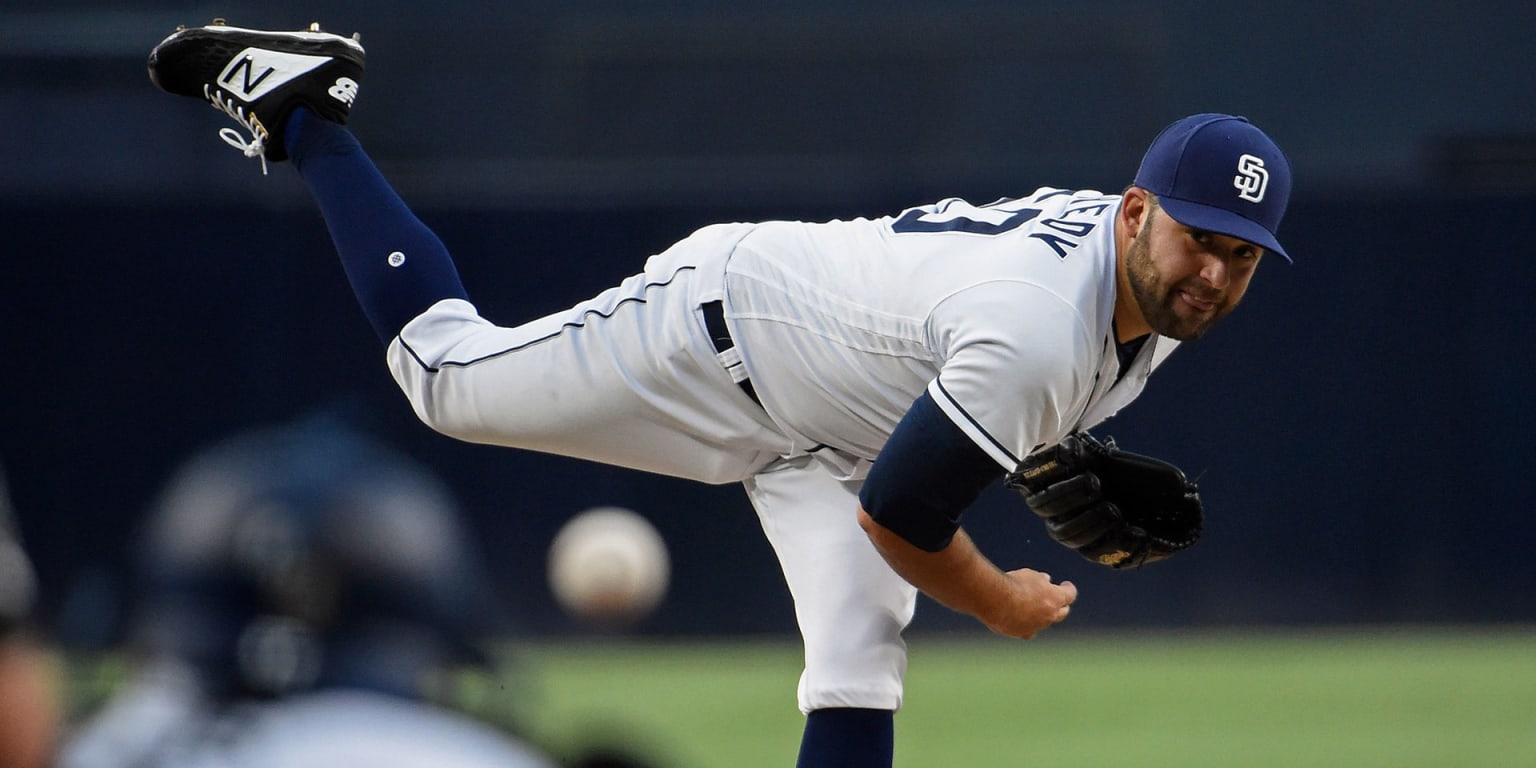 Brett Kennedy struggles in loss to Angels