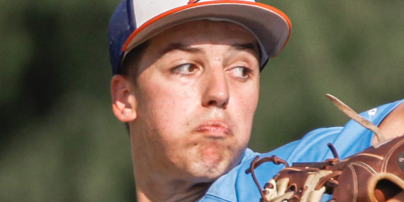 Connor Phillips signs with Mariners