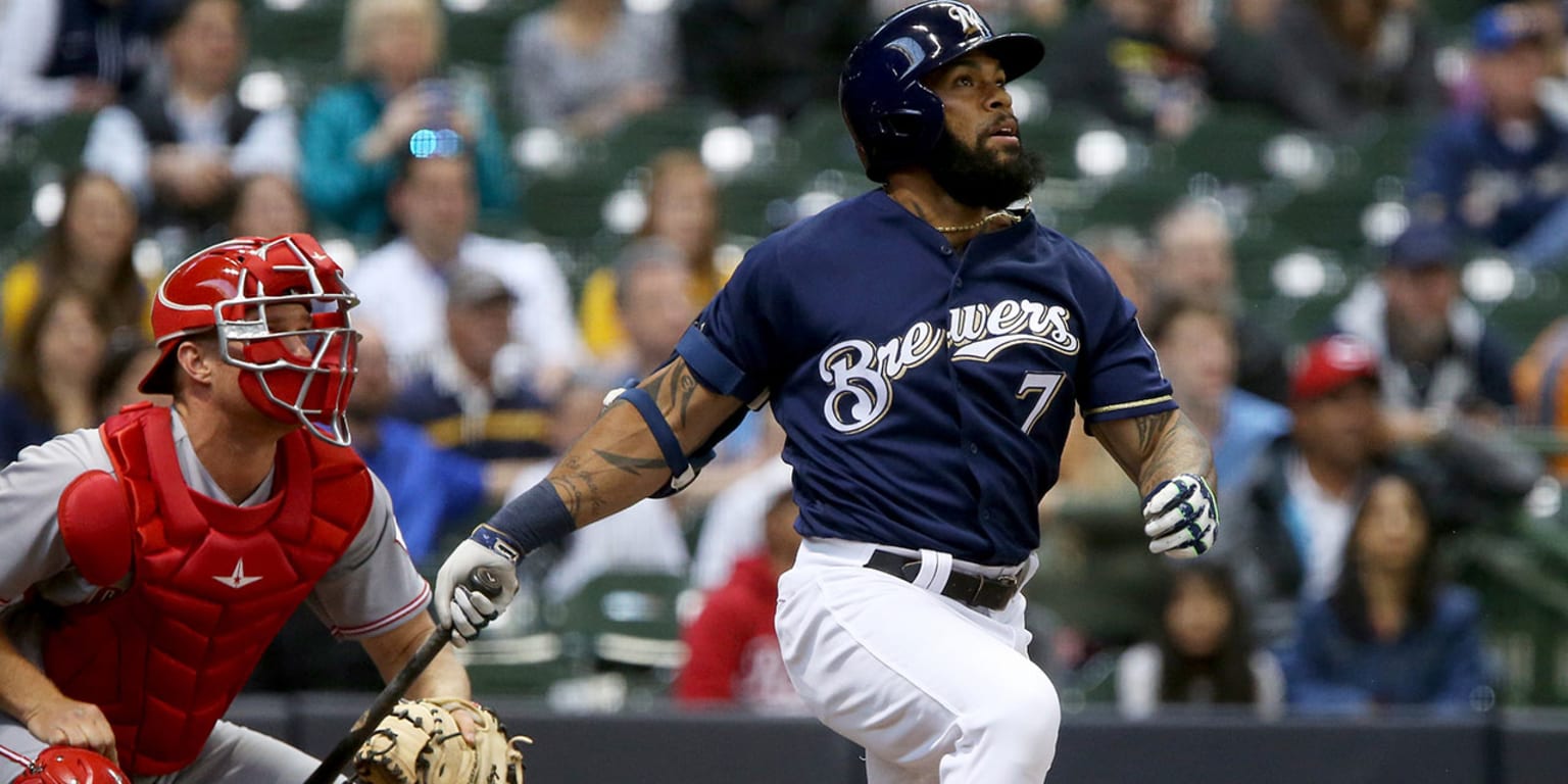 Eric Thames homers twice in win over Reds