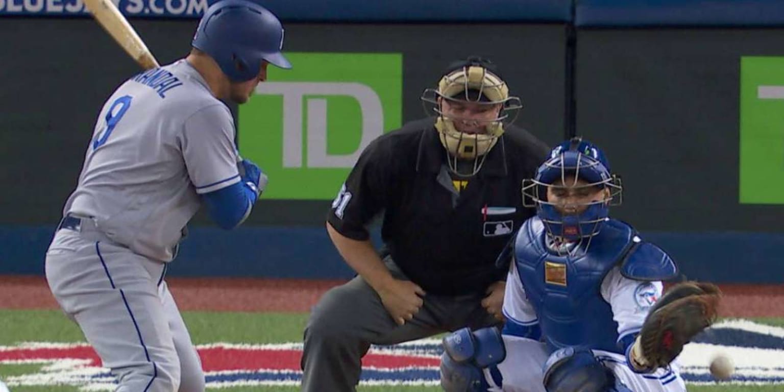 Drew Storen threw a pitch right through Russell Martin's glove | MLB.com