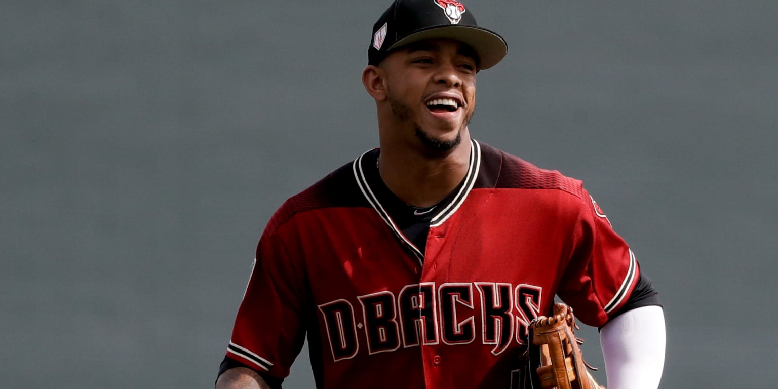 Ketel Marte debuts in center field