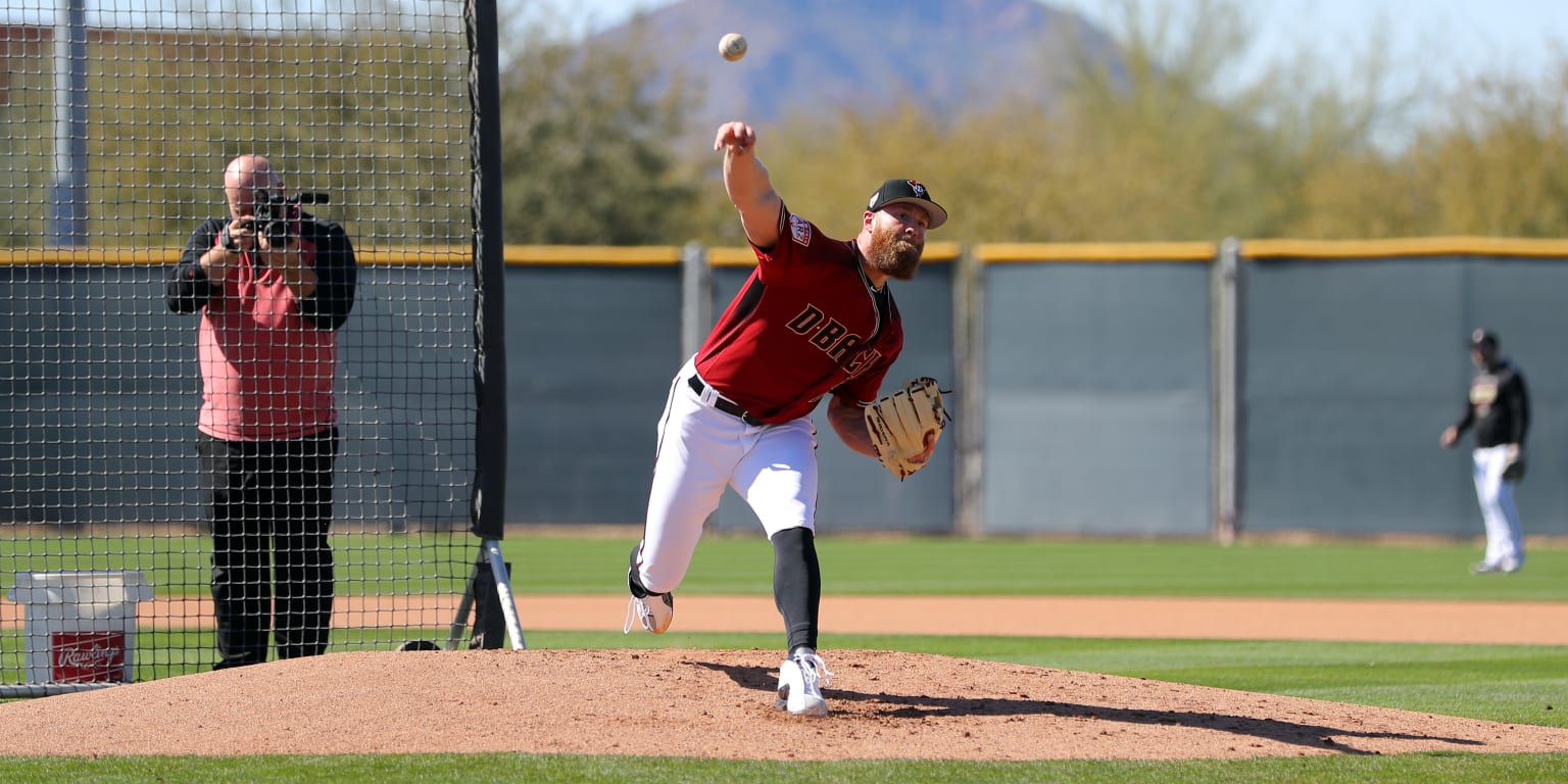 Zack Greinke and Archie Bradley pitch B game