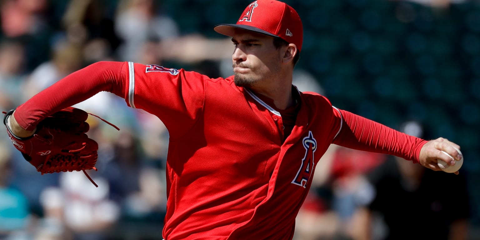Andrew Heaney plays catch after elbow injury