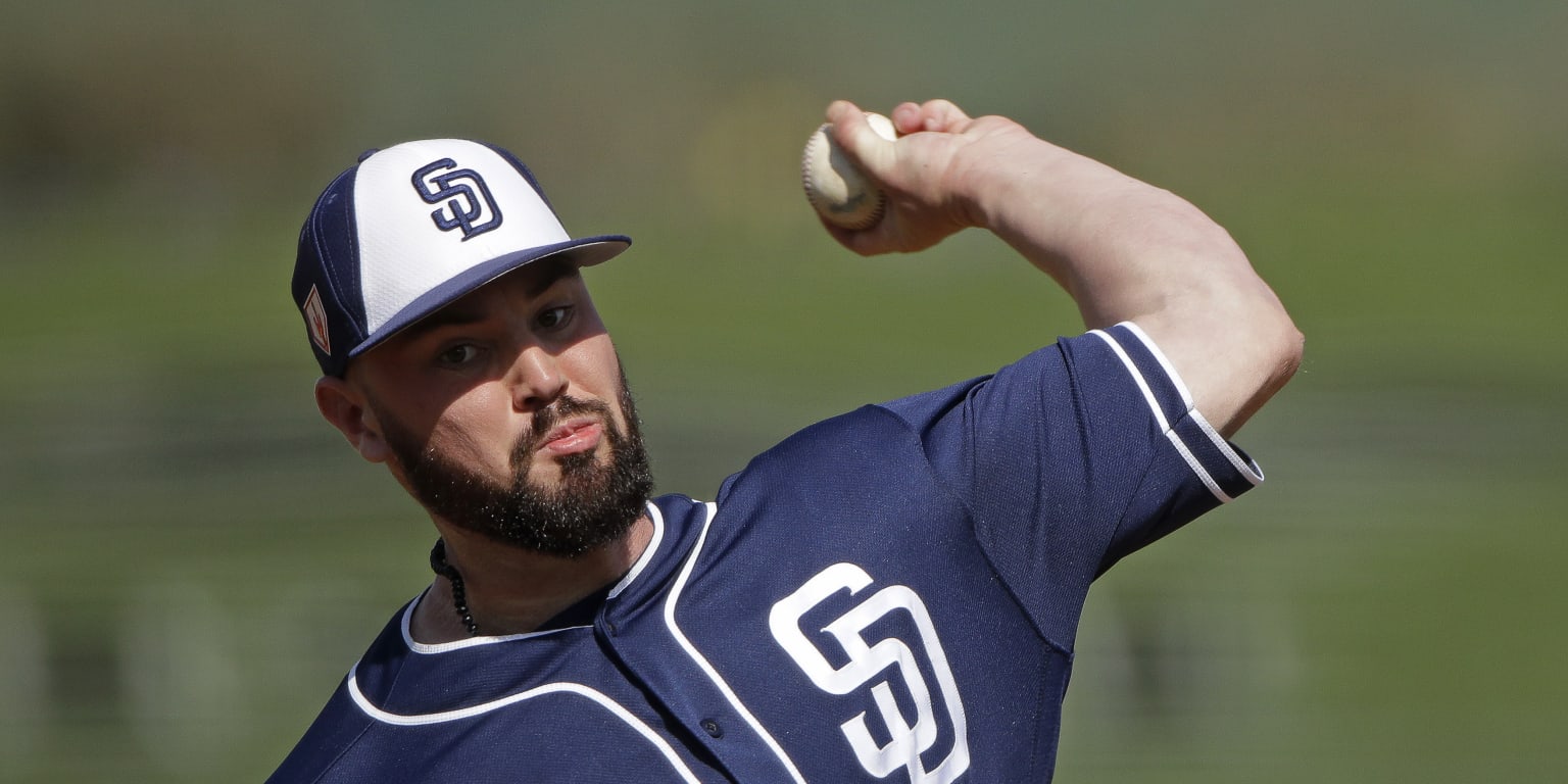 Padres aim to improve rotation in-house