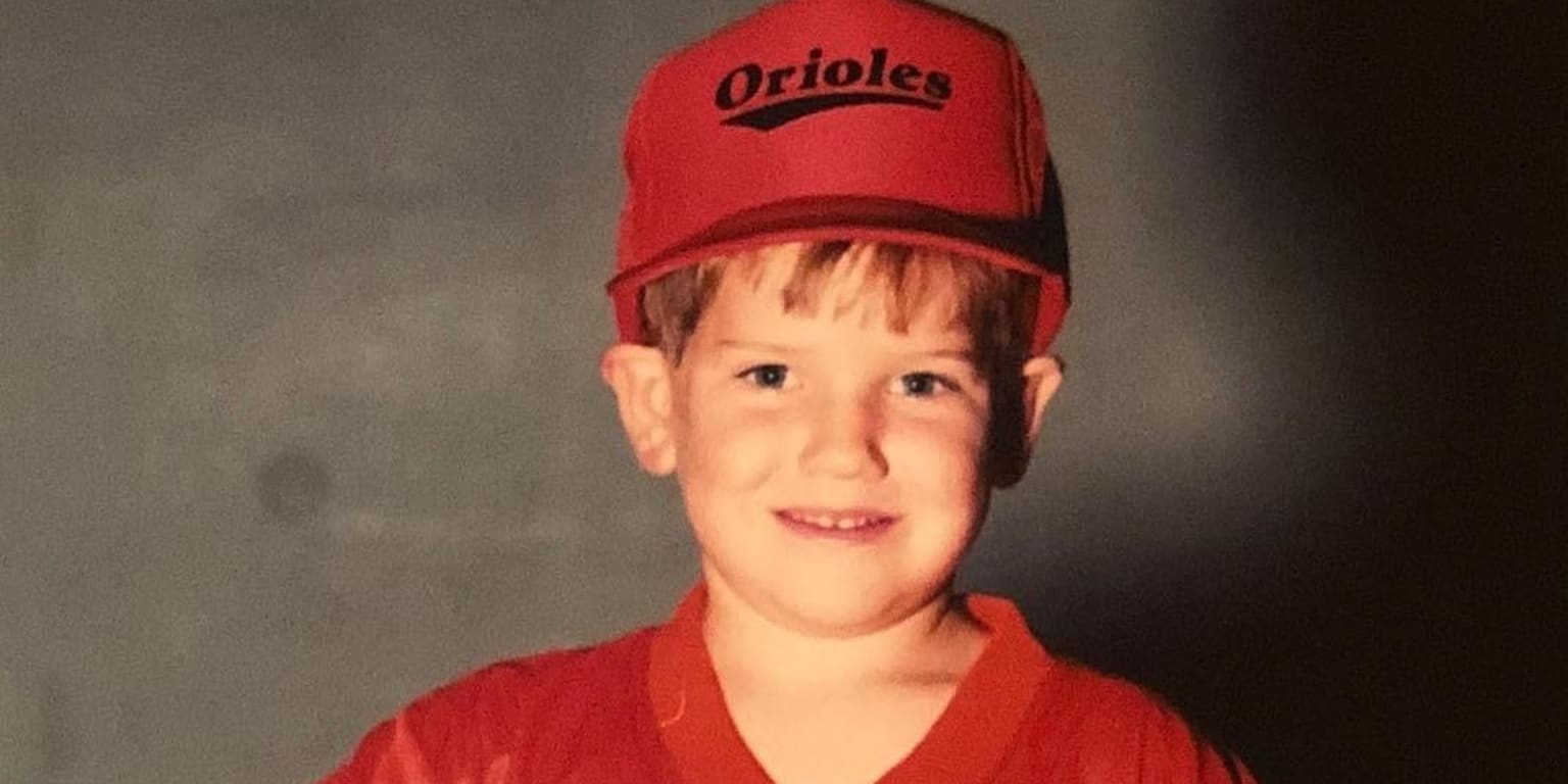 Dan Straily posts Orioles Little League photo | MLB.com