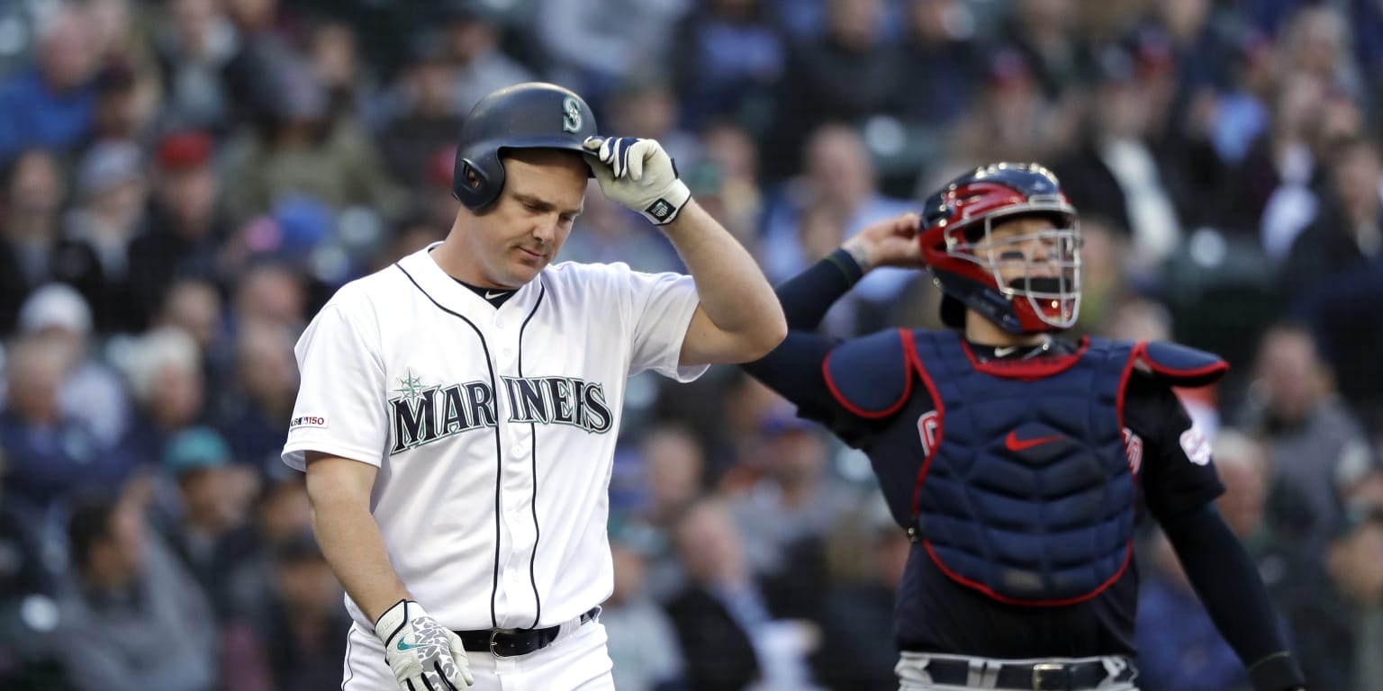 Mariners home run streak ends