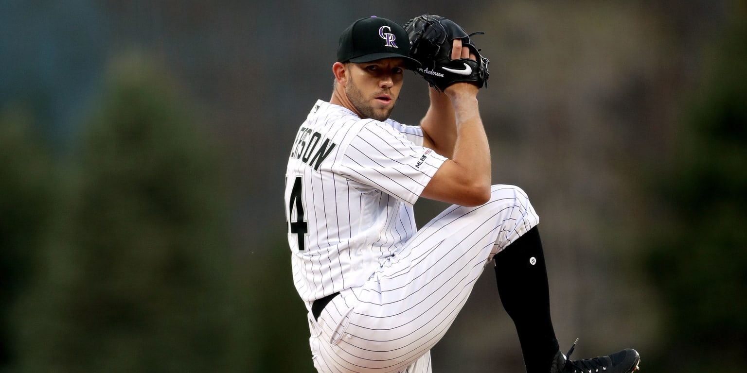 Tyler Anderson to have knee examined