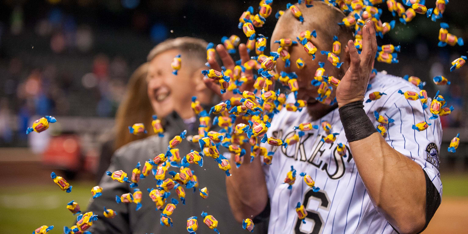 Baseball team dropping candy on fans | MLB.com