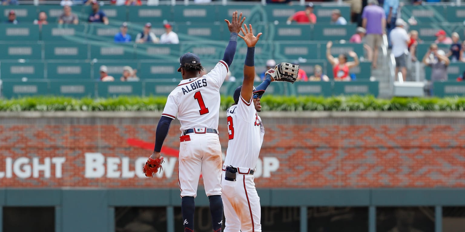 Braves sweep Pirates, win 7th in a row