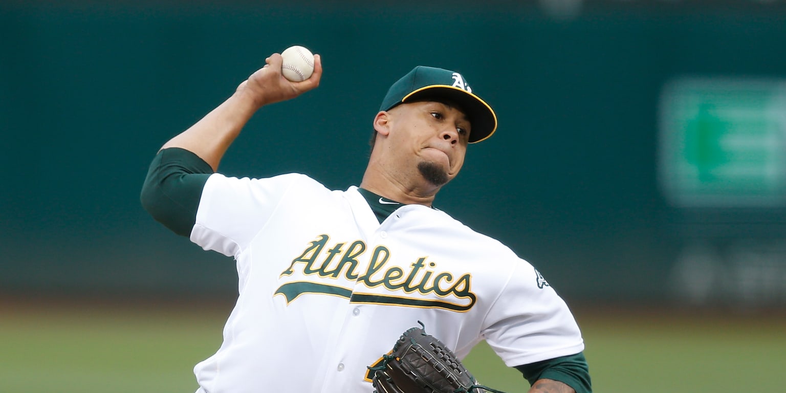 Frankie Montas dominates against Mariners