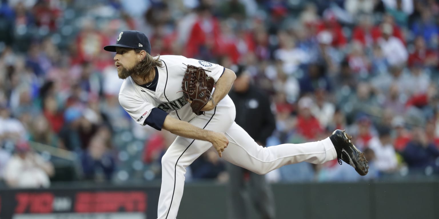 Mike Leake dominant but Mariners fall to Cards