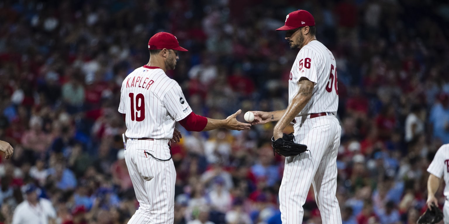 Phillies' win streak snapped by Padres