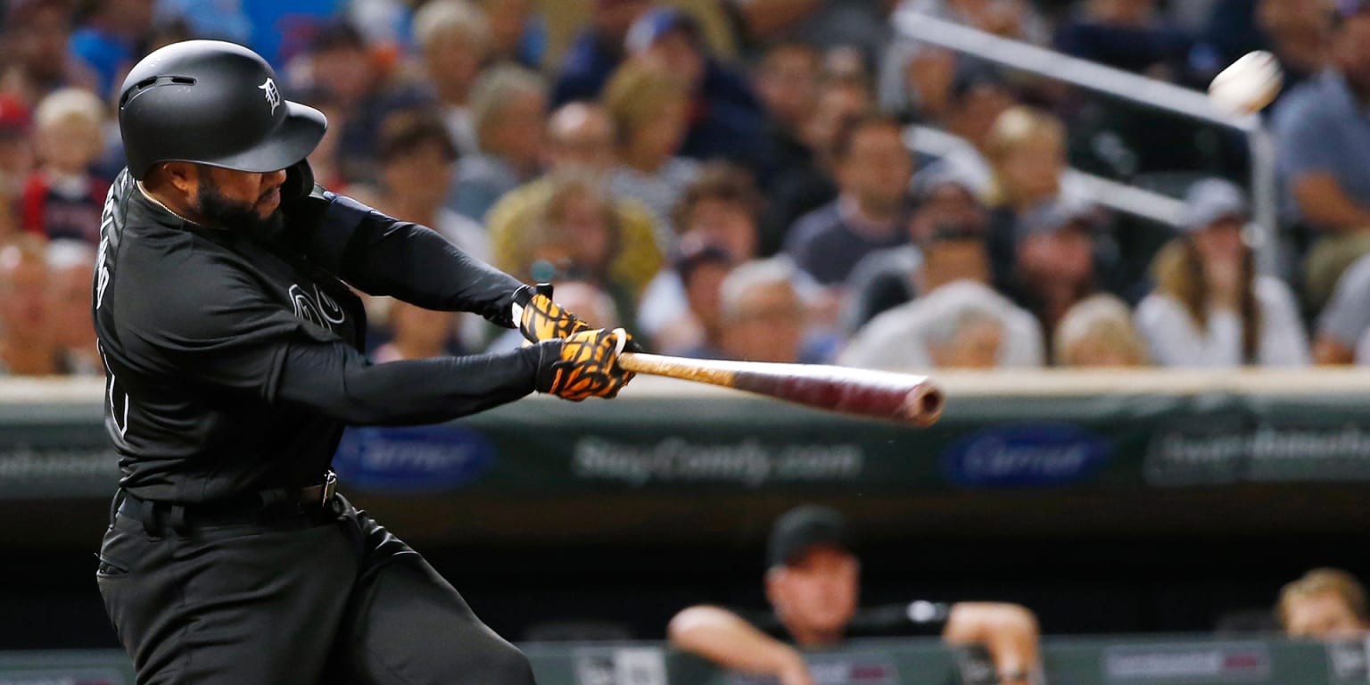 Ronny Rodriguez hits grand slam in win vs. Twins