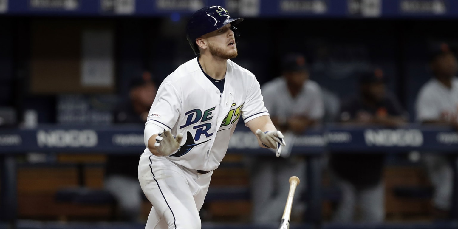 Michael Brosseau optioned, Jose De Leon called up