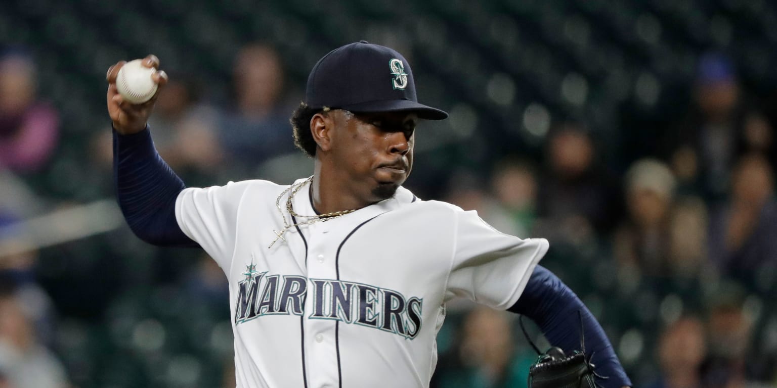 Justin Dunn looks good against Astros