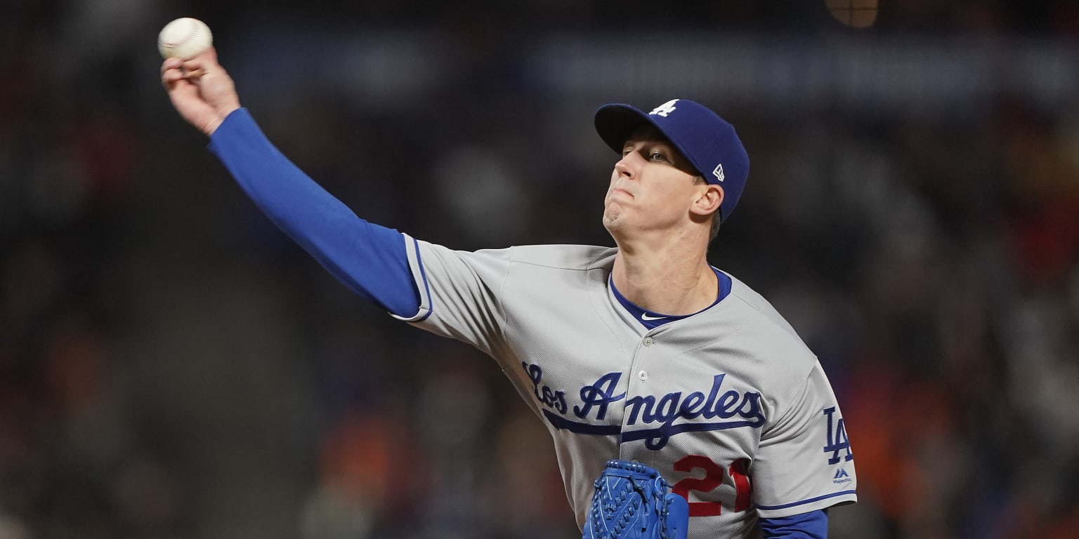 Walker Buehler works on mechanics in final start