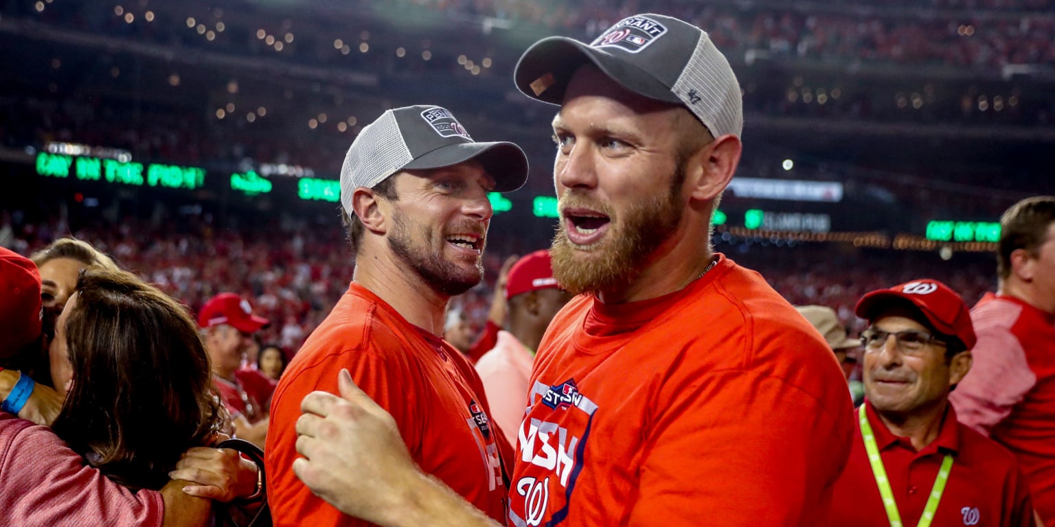 Stephen Strasburg shines in relief in Wild Card Game