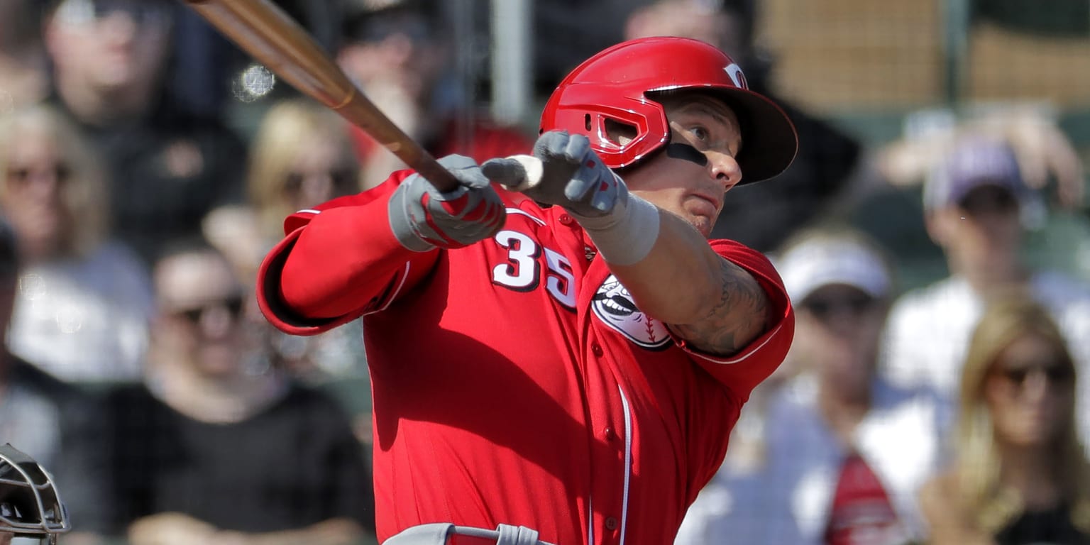 Derek Dietrich eyes roster spot with Reds