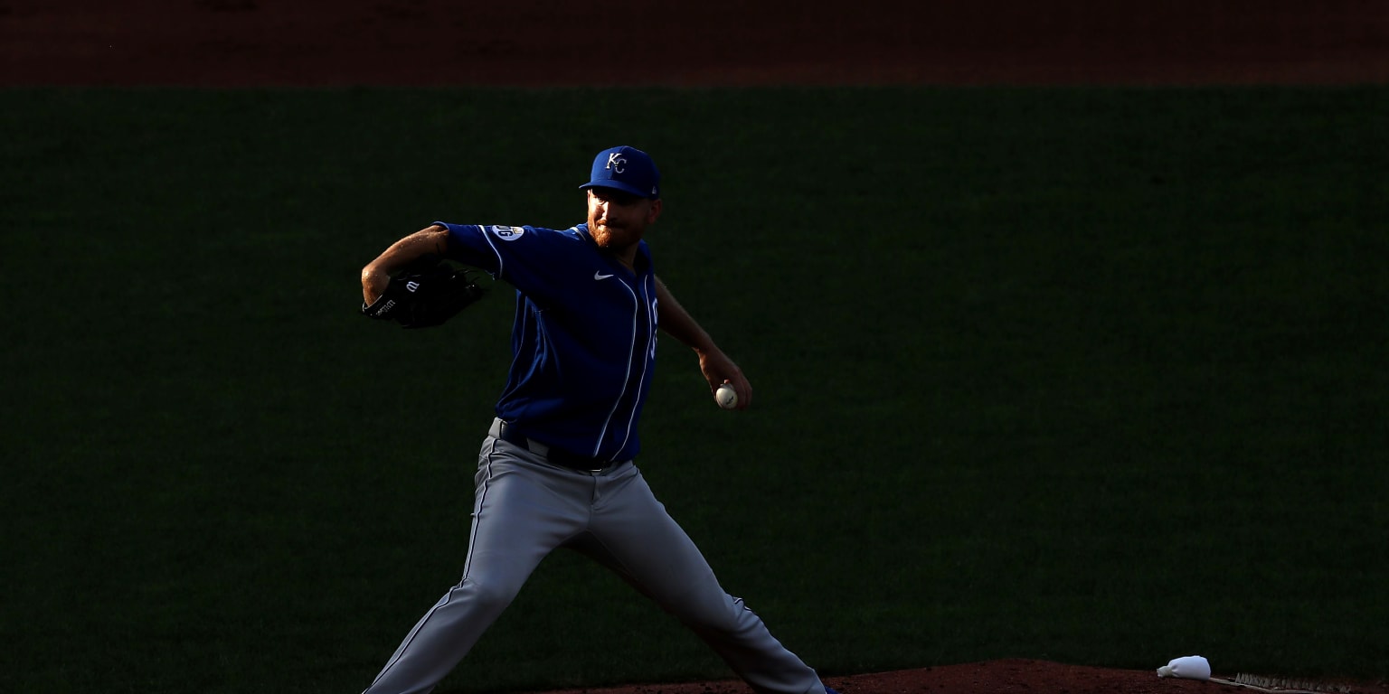 Mike Montgomery works 3 innings in intrasquad